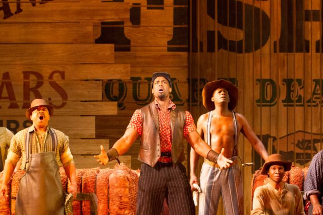 Soloman Howard, bass